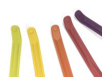 China Nonstick Cooking Made Stylish 5-Piece Compact Nesting Utensil Set in Vibrant Colors for sale