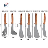China Support Room Space Selection 6-Pieces Wood Cooking Utensils for Classical Cooking Tools for sale