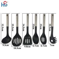 China Silk Printing Logo Kitchen Gadgets 6 pcs Wooden Kitchen Utensils Set for Home Kitchen for sale