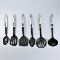China Customized Color Kitchen Item List Smart Kitchen Utensil Set with Sustainable Tools for sale