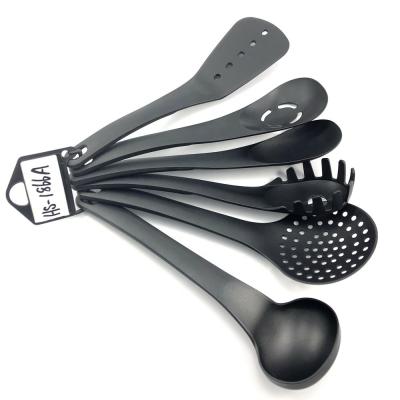China ISO9001 Attested Kitchen Utensil Set for Baking Nonstick Silicone Spatula and Gadget for sale