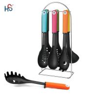 China 210 Degree High Temperature Resistant Kitchen Utensils Sustainable and Nylon Material for sale