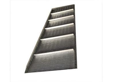 China Heatresistant Carbon Stainless Steel Mesh Conveyor Belt For Cooling Elevator for sale