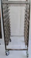 China Customizable Plate Fda Stainless Steel Rack Trolley Stray Pan for sale