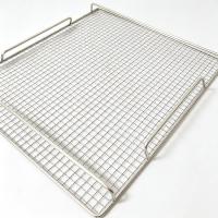 China SS304 Stainless Steel Anti Rust Bread Baking Mesh Tray Food Grade Wire Tray With Reinforced Edge for sale