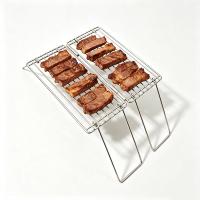 China SS304 Stainless Steel Anti Rust Bakeware Mesh Tray Round Square Oven Baking Wire Tray for sale