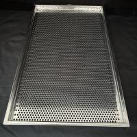 China Stainless Steel Wire Mesh Tray Perforated Baking Tray Commercial Oven Pan 18x26x1 Inch for sale
