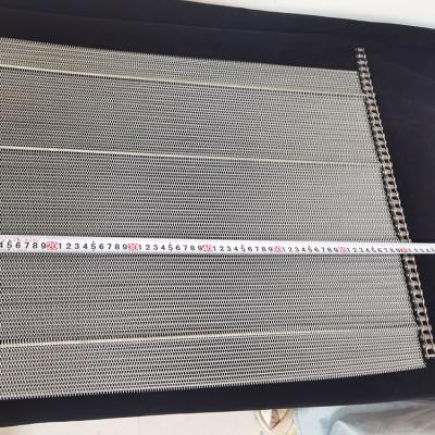China Stainless Steel Wire Mesh Conveyor Belt Heat Resistant Furnace Balanced Weave 304 316 10mm Pitch for sale