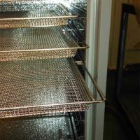 China Vegetable Dehydration Drying Wire Mesh Tray 304 Food Grade 10-15mm Hole Custom Size for sale