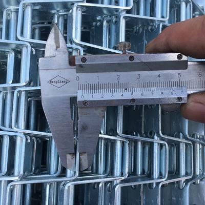 China Honeycomb Galvanized Plate Wire Mesh Conveyor Belt for sale