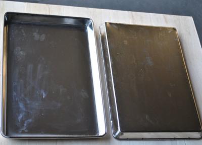 China Ss304 Ss316 No Hole FDA Wire Mesh Tray For Baking Bread for sale