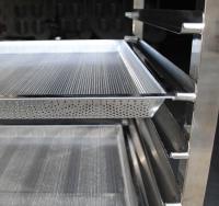 China Oven Baking Perforated 3mm Holes Wire Mesh Tray With Trolley for sale