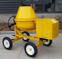 China Towable 350L-700L Diesel Gasoline Concrete Mixer for Construction Sites for sale