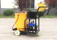 China 60L 0.95KW Asphalt Crack Sealing Machine Hot Fill Seal Equipment for Road Repair for sale