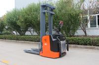 China 0.5-2t Fully Automated Forklift Walkie Lift Electric Stacker 1.6m-4m Reach for sale