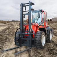China Multipurpose Factory Farm Mud Self Loading 3ton Rough Terrain Forklift Diesel for sale