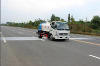China 4 Ton 4000 Liters HOWO Water Tank Truck 4m3 Construction Sprinkler for sale
