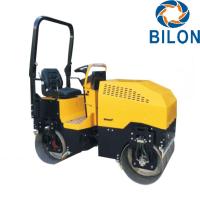China Self Propelled Vibratory Road Roller 4 Stroke 2 Tons Ride on Asphalt Compaction for sale