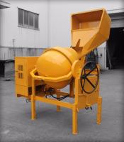 China BL 500 Mobile Concrete Mixer 186F Diesel Engine 500L Drum Capacity Cement Mixer Truck for sale