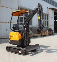 China Garden 1.6T Mini Crawler Excavator Machine Displacement 23.3 L / Min for sale