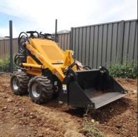 China 17.15kw Walk Behind Skid Steer Loader With Lawn Aerator Attachments for sale
