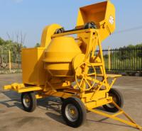China 500L Mobile Portable Self Loading Concrete Mixer Truck With Air - Cooled Diesel Engine for sale