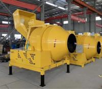 China 500L Mobile Portable Self Loading Concrete Mixer Truck With Air - Cooled Diesel Engine for sale