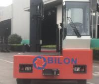 China Bilon 3 Tons Side Loader Diesel Forklift Truck For Long Load Cargo 29 Km Per Hour for sale