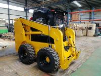 China 0.55m3 Wheel Crawler Loader 1100kg Rated Capacity Skid Steer Loader with Cabin for sale