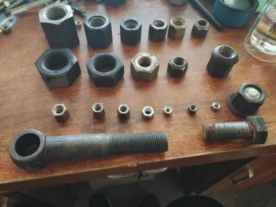 China Fish Tail Bolt M24 Railroad Track Bolts And Nuts Track Part Railway Sleeper Spike for sale