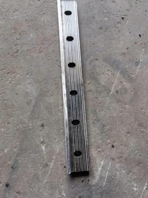 China Aluminum 6106-T6 Fish Plate with 6 Holes and Serration for Railway Track Connections - 600 mm Length, 50 kg/m Capacity for sale