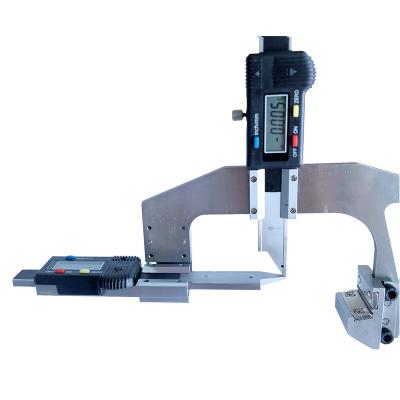 China Digital Rail Head Wear Gauge 15mm Vertical 25mm Lateral Wear Measurement 0.01mm Resolution ISO Certified for sale