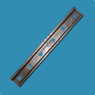 China 50kg Railway Fish Plates UIC 54 Standards with 4-6 Holes and 914.4mm Length for Track Joint Connections for sale