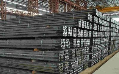 China QU120 QU100 Steel Crane Rail 74.3kg/m & 88.96kg/m - B/T 5055-2014 Standard for Industrial Applications for sale