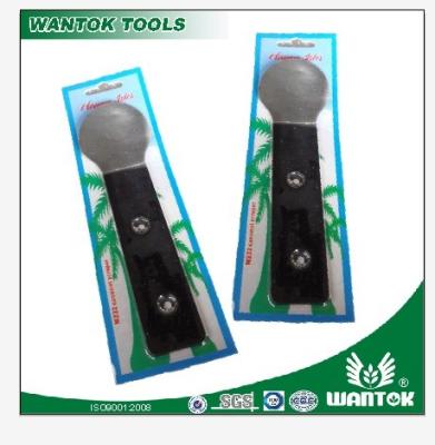 China Upgrade Your Scraping Game with 45 Carbon Steel Cocoanut Scraper for sale