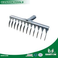 China Professional Customized Handle Galvanized Steel Garden Rake Head for Lawn Maintenance for sale