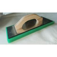 China Rounded Wooden Handle Trowel The Ultimate Gardening Tool for Professionals for sale