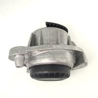 China Class V/Vito/Metris KASTENWAGEN Left Front Engine Mounting SWAG 4472410213 for Tourer W447 for sale
