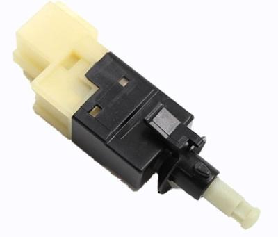 China Professional and SQCS Auto Parts Brake Light Switch OE00154520 09 for 1965-1968 Year for sale