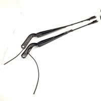 China Auto Parts Wiper Arm Left Replacement For Mercedes Dodge Sprinter Commercial Car 9018200044 for sale
