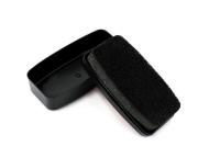 China Men Black Shoe Shine Sponge Instant Shoe Polish Portable Plastic Can for sale