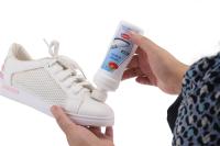 China Sneaker Whitener Cover White With Sponge Applicator Whitening Liquid Dye foam sneaker leather cleaner for sale