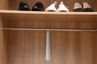 China Long Stainless Steel Shoe Horn 24 Inch 11.8 Inch 30 CM Metal Shoehorn With Hole And Hook Handle for sale