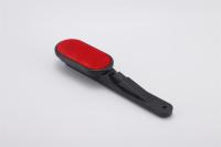 China felt lint brush for sweaters wool Dual Sided Pop-up Multi-Directional Swivel Head Comfort-Grip Handle Reusable for sale