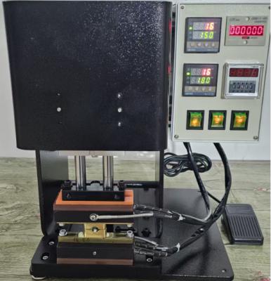 China Customizable Spout Pouch Sealing Machine High Speed Stand Up Pouch Sealer With Quick Mold Change for sale