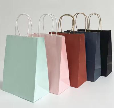 China Recyclable brown kraft paper coffee bag with a capacity of 4 cups, featuring twisted handles, suitable for coffee shop takeout and supermarkets for sale
