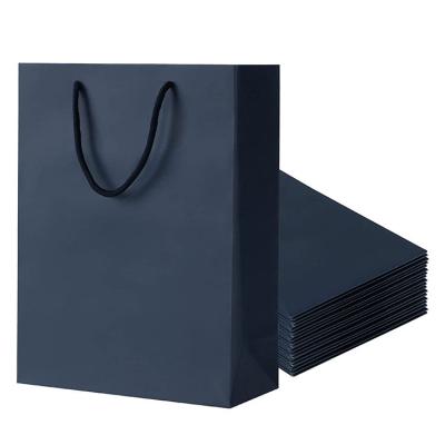 China Custom Printed Black Luxury With Handle Handmade Packaging For Clothes For Supermarket Use for sale
