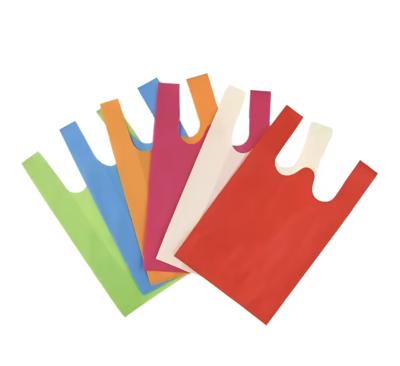 China reusable non-woven shopping bags T-shirt reusable bags with logo customized size non-woven bags supplier for sale