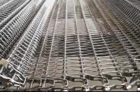 China Stainless Steel Spiral Wire Mesh Conveyor Belt 304 High Temperature Chain Link for Food Industry 0.5mm-4mm for sale