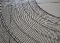China High Temperature Resistant 30m Stainless Steel Mesh Conveyor Belt - 31.75mm to 101.6mm Pitch Options for sale